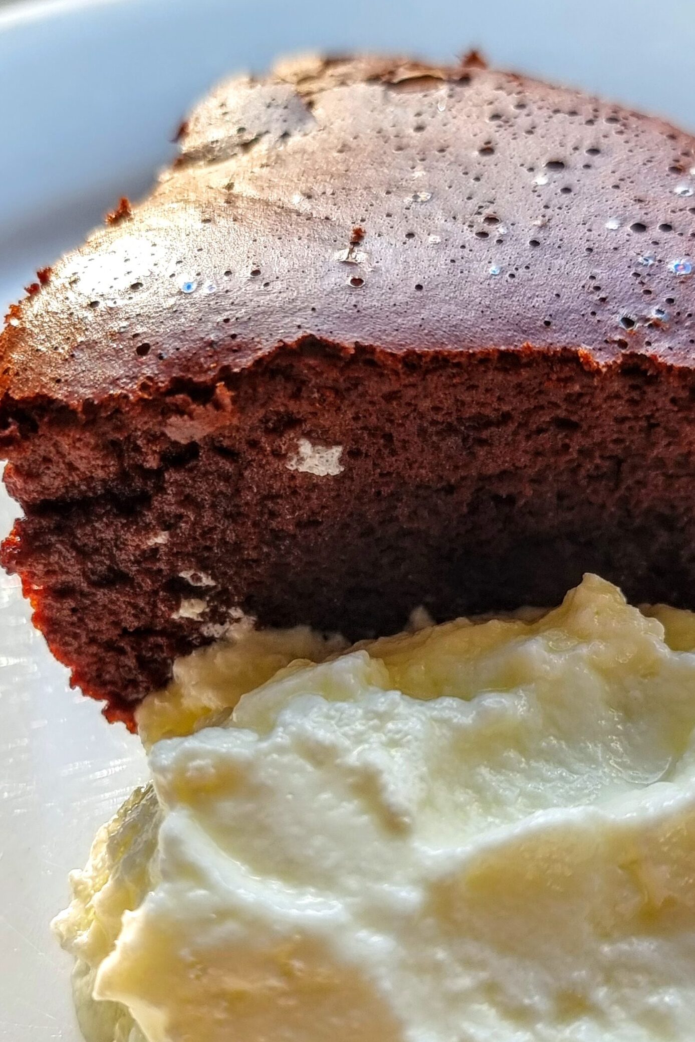 Chocolate Cake – PEACH AND PLATE